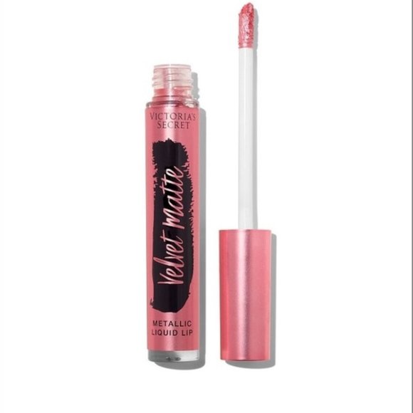 Victoria's Secret | Makeup | New Spark Vs Velvet Matte Liquid Lip ...